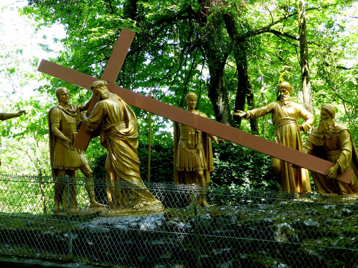 Méditations du Chemin de Croix – Catholiques du Mantois